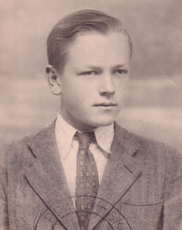Milan Knížátko (1928)